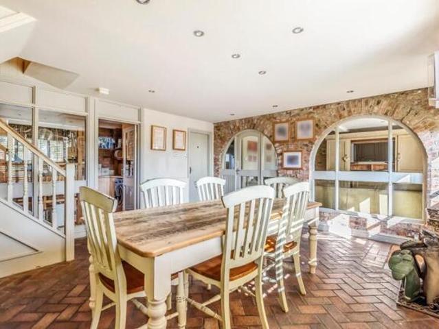 House 4 Bedroom For Sale North Yorkshire North Yorkshire 450000 ES98154299