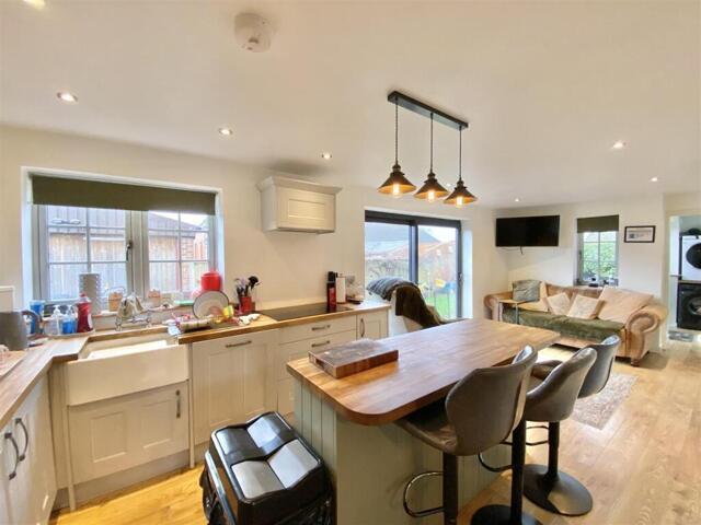 House 4 Bedroom For Sale North Yorkshire North Yorkshire 465000 ELS99436717