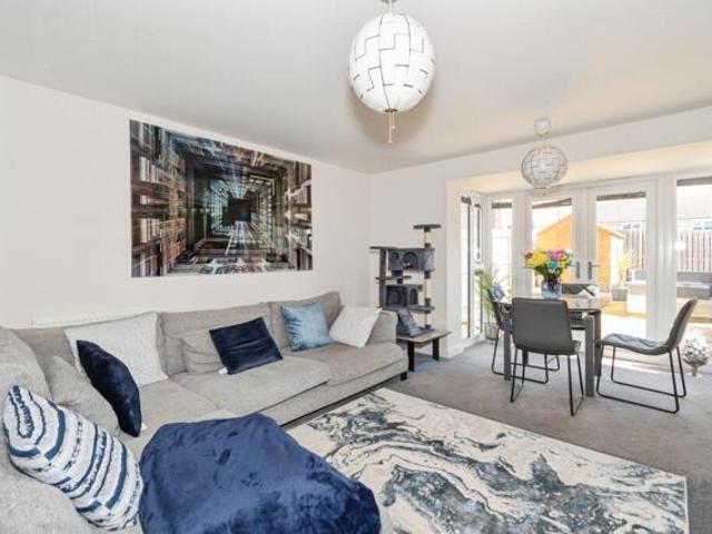 House 4 Bedroom For Sale North Yorkshire Bradford 294000 ES98903287