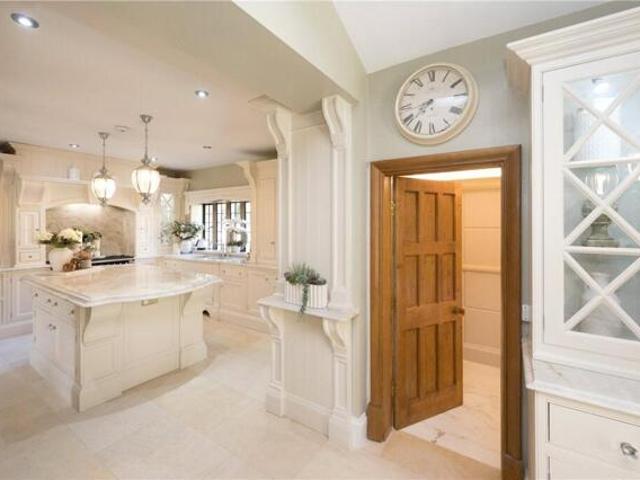 House 4 Bedroom For Sale North Yorkshire Bradford 2950000 ES99290080