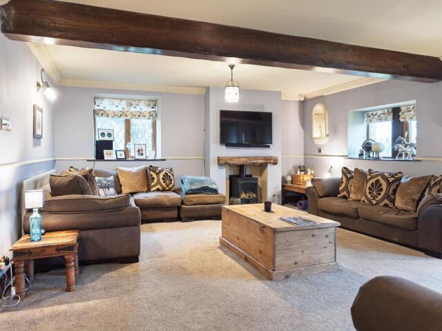 House 4 Bedroom For Sale North Yorkshire Bradford 599950 ELS100132603