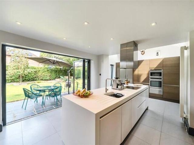 House 4 Bedroom For Sale North Yorkshire East Riding Of Yorkshire 755000 ELS98386849