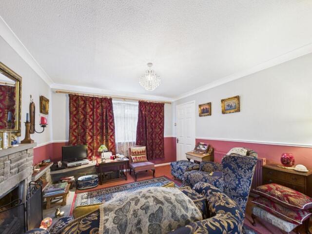 House 4 Bedroom For Sale North Yorkshire East Riding Of Yorkshire 280000 ES101100116