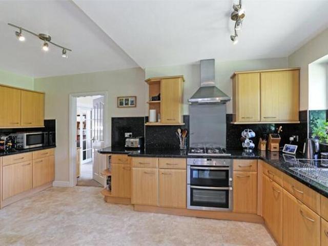 House 4 Bedroom For Sale North Yorkshire Wakefield 350000 ES101743222
