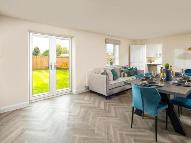 House 4 Bedroom For Sale North Yorkshire West Yorkshire 465000 ES101168326