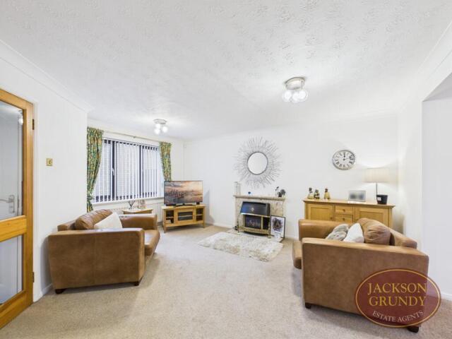 House 4 Bedroom For Sale Northampton Northamptonshire 395000 ELS98969187