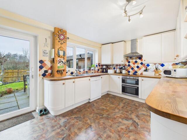 House 4 Bedroom For Sale Northamptonshire Northamptonshire 450000 ELS100733491