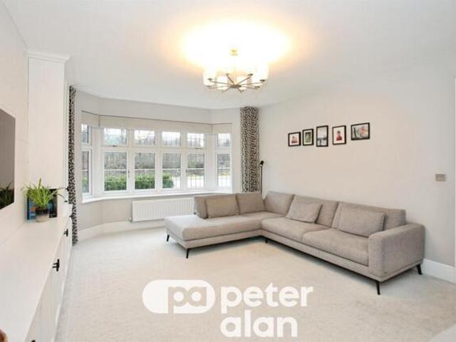 House 4 Bedroom For Sale Newport Isle Of Wight 650000 ES100684988