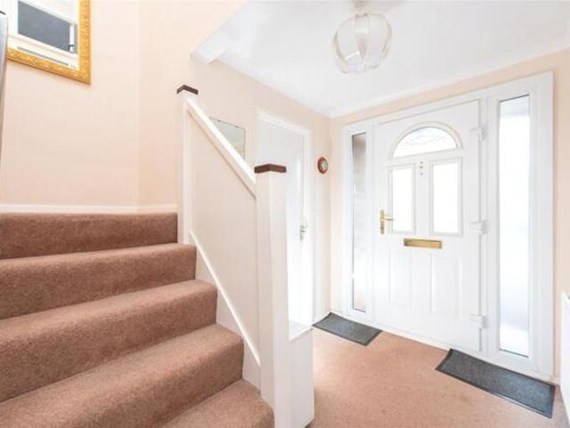 House 4 Bedroom For Sale Newport Pagnell Milton Keynes 499000 ES98262775
