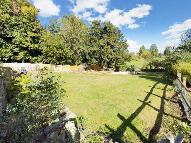 House 4 Bedroom For Sale Newport Pagnell Milton Keynes 600000 ES100426563