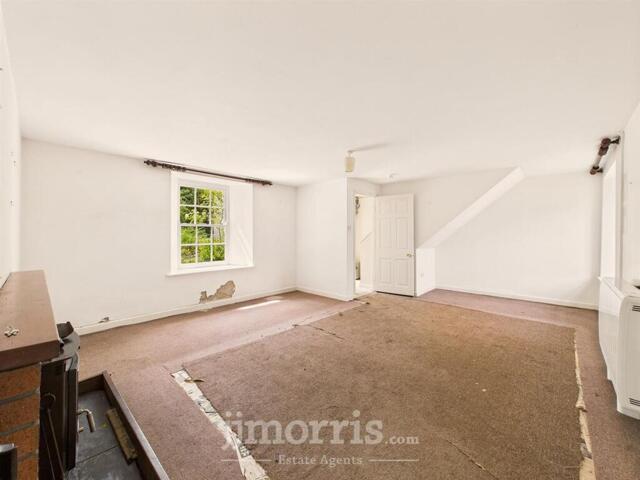 House 4 Bedroom For Sale Newport Pembrokeshire 275000 ELS98766054
