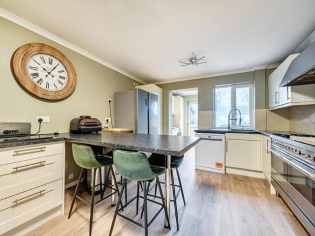 House 4 Bedroom For Sale Newton Abbot Devon 181000 ELS98765777