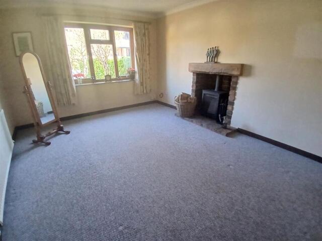 House 4 Bedroom For Sale Nuneaton Warwickshire 395000 ES100854986