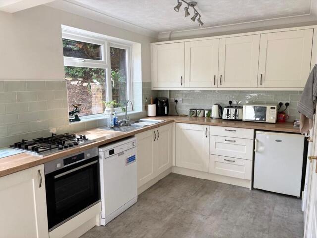 House 4 Bedroom For Sale Southampton Hampshire 475000 ES99204160