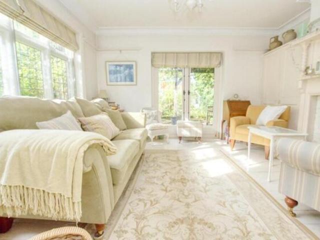 House 4 Bedroom For Sale Southampton Hampshire 850000 ELS98649281