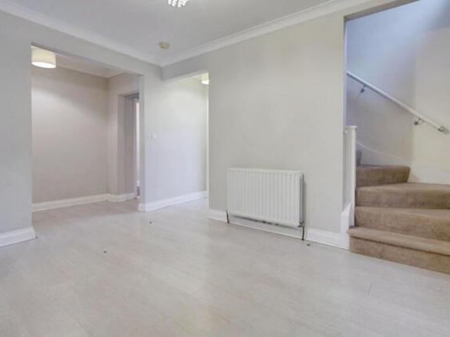 House 4 Bedroom For Sale Southminster Essex 600000 ELS100503100