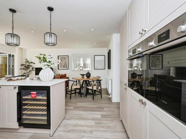 House 4 Bedroom For Sale Sayers Common Sayers Common 695000 ES100191878