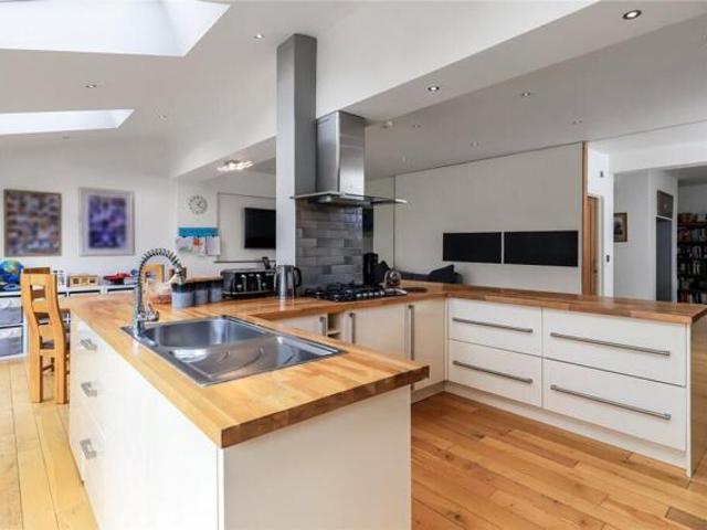 House 4 Bedroom For Sale Salisbury Wiltshire 580000 ELS100263343
