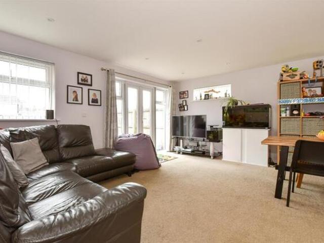 House 4 Bedroom For Sale Sandown Isle Of Wight 275000 ES101316385