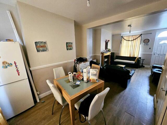 House 4 Bedroom For Sale Scarborough North Yorkshire 135000 ES100786529