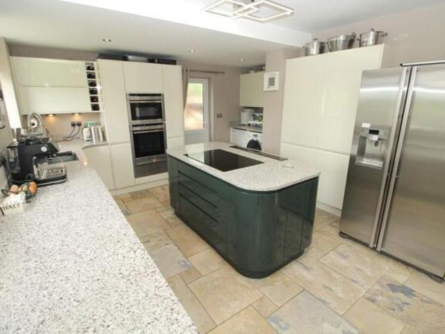 House 4 Bedroom For Sale Sherington Sherington 500000 ES101931850