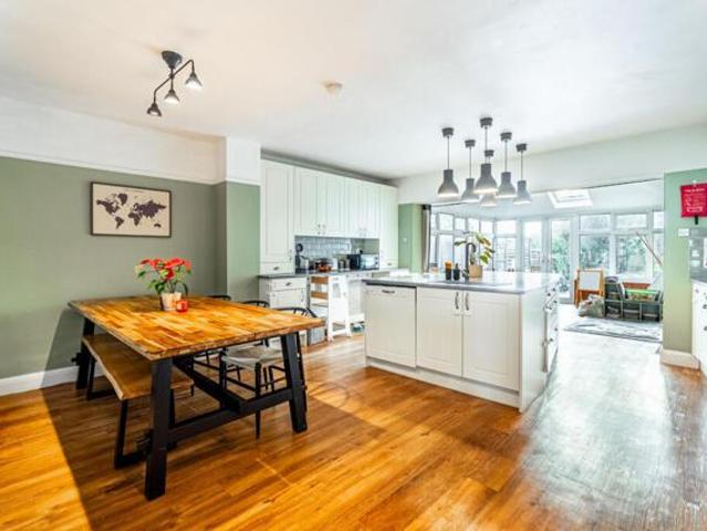 House 4 Bedroom For Sale St. Albans Hertfordshire 650000 ES98687383