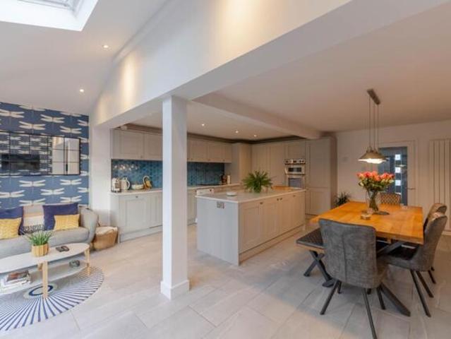 House 4 Bedroom For Sale St. Neots Cambridgeshire 550000 ELS98903233