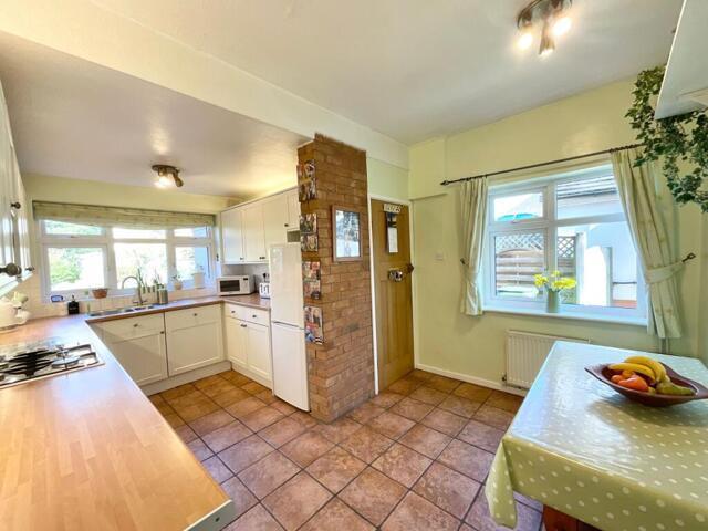 House 4 Bedroom For Sale Stafford Staffordshire 525000 ES100456578