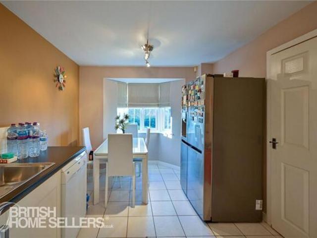 House 4 Bedroom For Sale Stafford Staffordshire 265000 ELS101231640