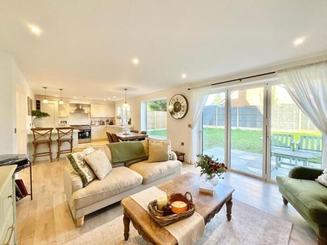 House 4 Bedroom For Sale Staffordshire Staffordshire 525000 ELS99161552