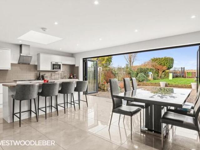 House 4 Bedroom For Sale Stanstead Abbotts Stanstead Abbotts 845000 ELS100456846