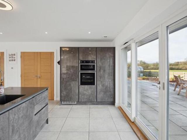 House 4 Bedroom For Sale Stirling Stirling 650000 ELS101278247