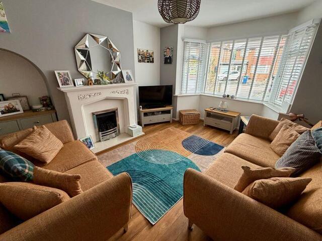 House 4 Bedroom For Sale Stockport Greater Manchester 475000 ES100426639