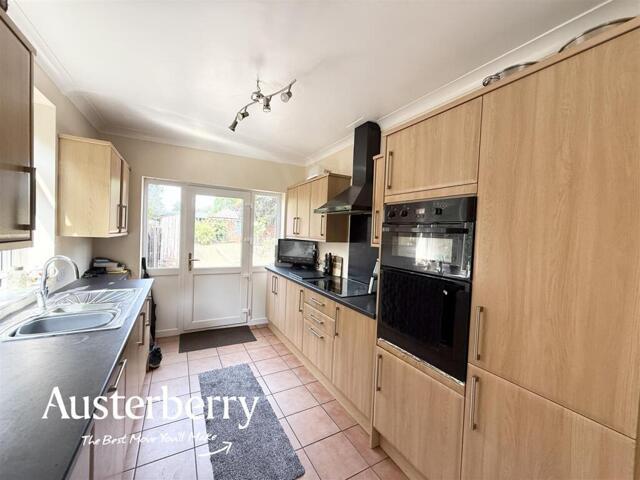 House 4 Bedroom For Sale Stoke On Trent Staffordshire 625000 ES98204490