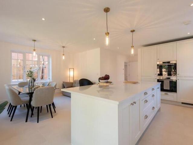 House 4 Bedroom For Sale Stour View Stour View 850000 ES100917750