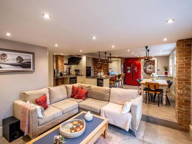 House 4 Bedroom For Sale Sutton Coldfield Birmingham 950000 ELS100023758