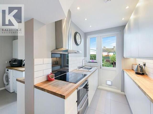 House 4 Bedroom For Sale Surbiton Greater London 535000 ES98834491