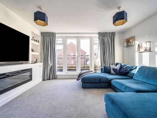 House 4 Bedroom For Sale Surrey Great London 525000 ES99161664