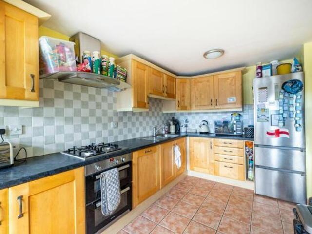 House 4 Bedroom For Sale Surrey Surrey 485000 ELS101674956