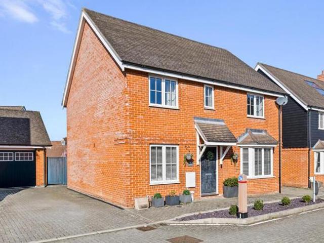 House 4 Bedroom For Sale Surrey Surrey 650000 ES100917531