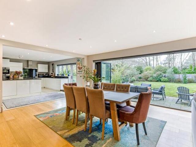 House 4 Bedroom For Sale Surrey West Sussex 1250000 ES99344768