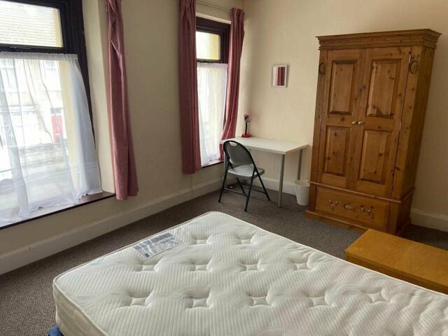 House 4 Bedroom For Sale Swansea Swansea 225000 ELS99523916
