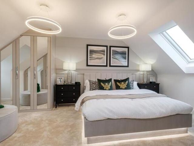 House 4 Bedroom For Sale Swindon Wiltshire 475000 ES99808897
