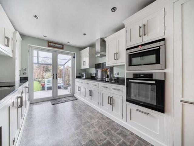House 4 Bedroom For Sale Swindon Swindon 318250 ES100263260