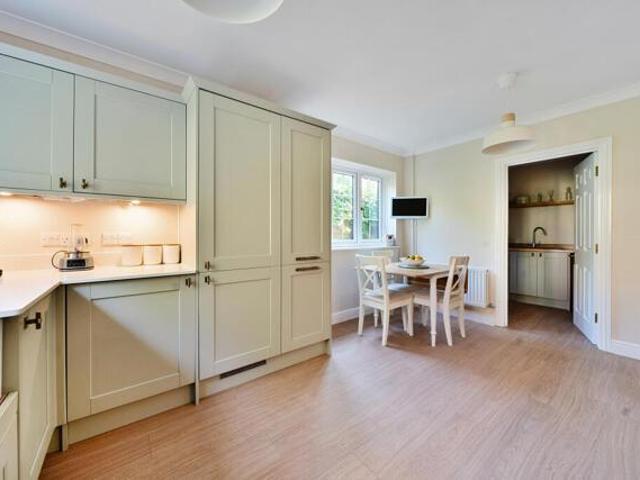 House 4 Bedroom For Sale Swindon Swindon 650000 ES101678552
