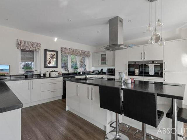 House 4 Bedroom For Sale Paignton Torbay 585000 ES101677925
