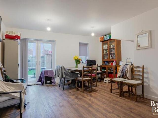 House 4 Bedroom For Sale Peterborough Cambridgeshire 280000 ES100132733