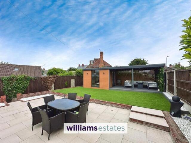 House 4 Bedroom For Sale Prestatyn Denbighshire 450000 ES101676356