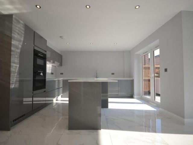 House 4 Bedroom For Sale Preston Lancashire 400000 ES91203187