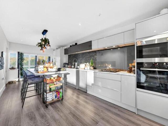 House 4 Bedroom For Sale Purley Greater London 1099000 ES98930332